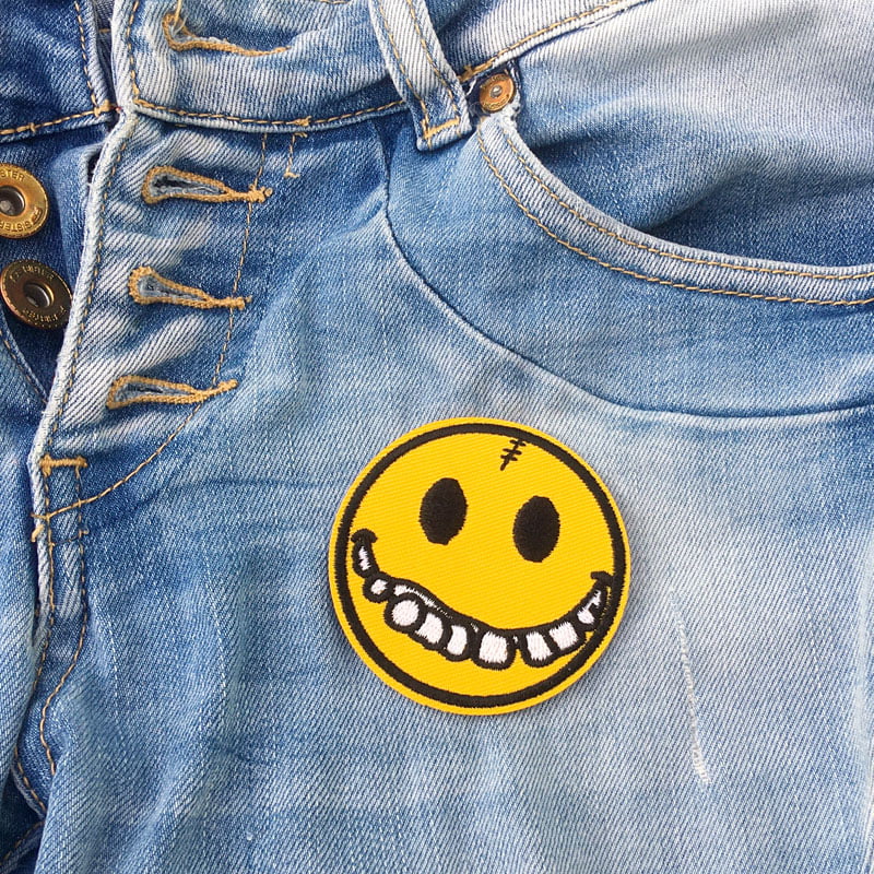 Behöver tandställning - Tygmärke - Laglappen.se